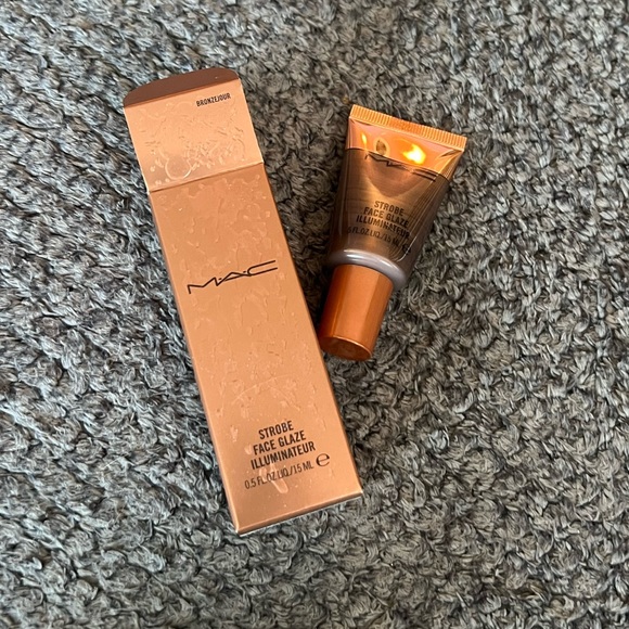 MAC Cosmetics | Makeup | Mac Cosmetics Strobe Face Glaze Bronzer | Poshmark